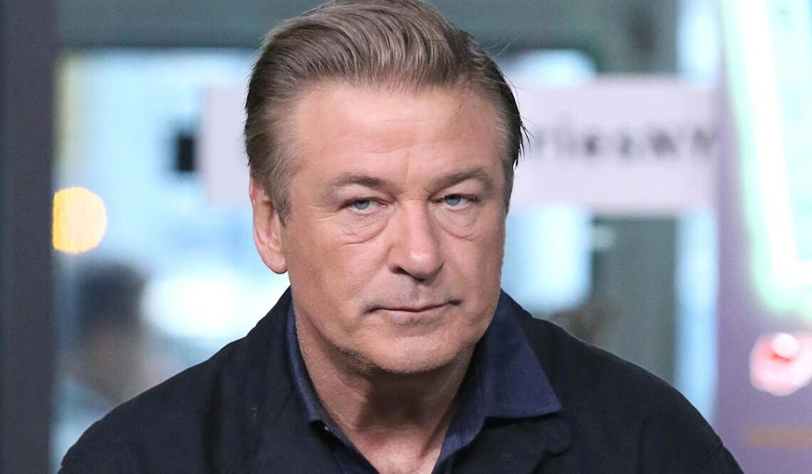 Alec Baldwin accidentally kills cinematographer during filming
