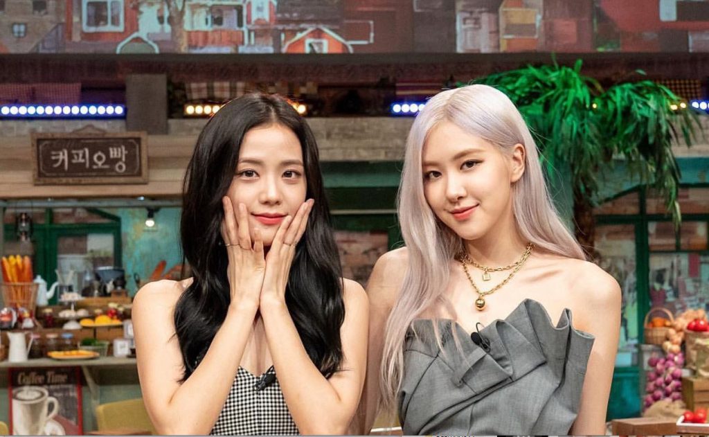 BLACKPINK's epic reaction to a fan who said 'Jisoo sit on my face'