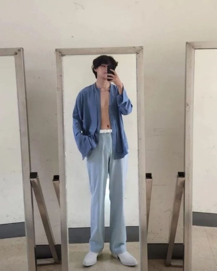 Photos of BTS' Taehyung without a shirt that have made the entire ARMY ...