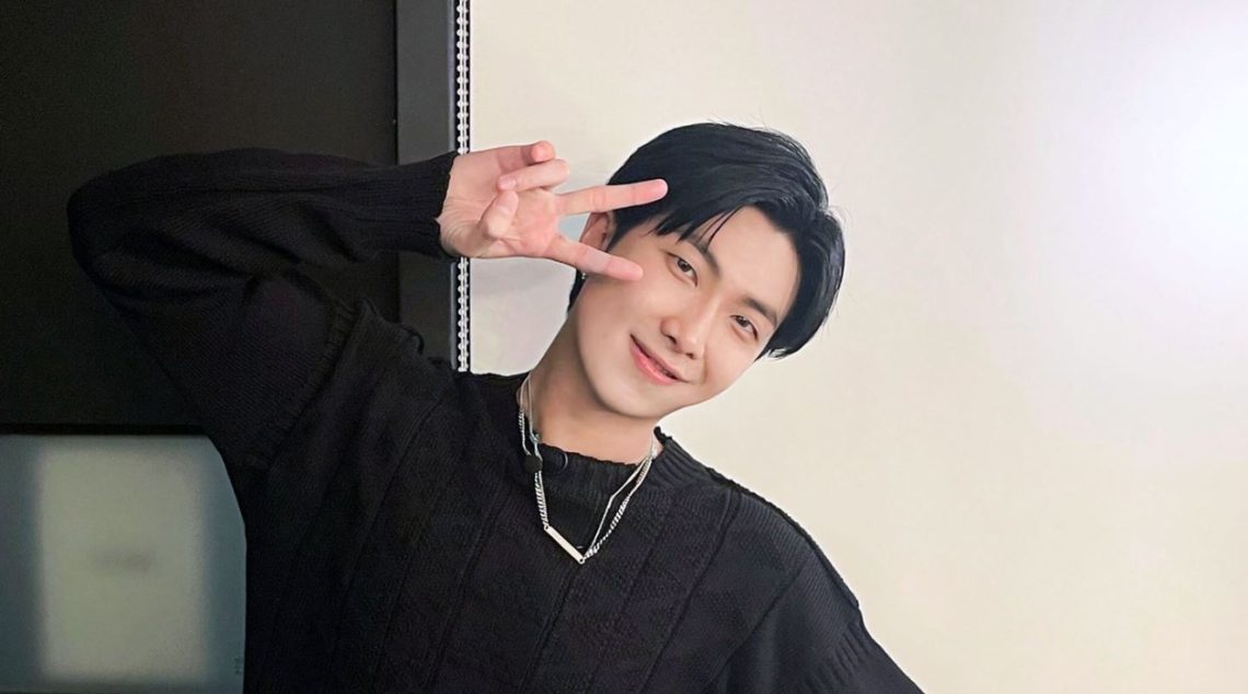 RM of BTS brazenly shows off his muscles while working out for ARMY