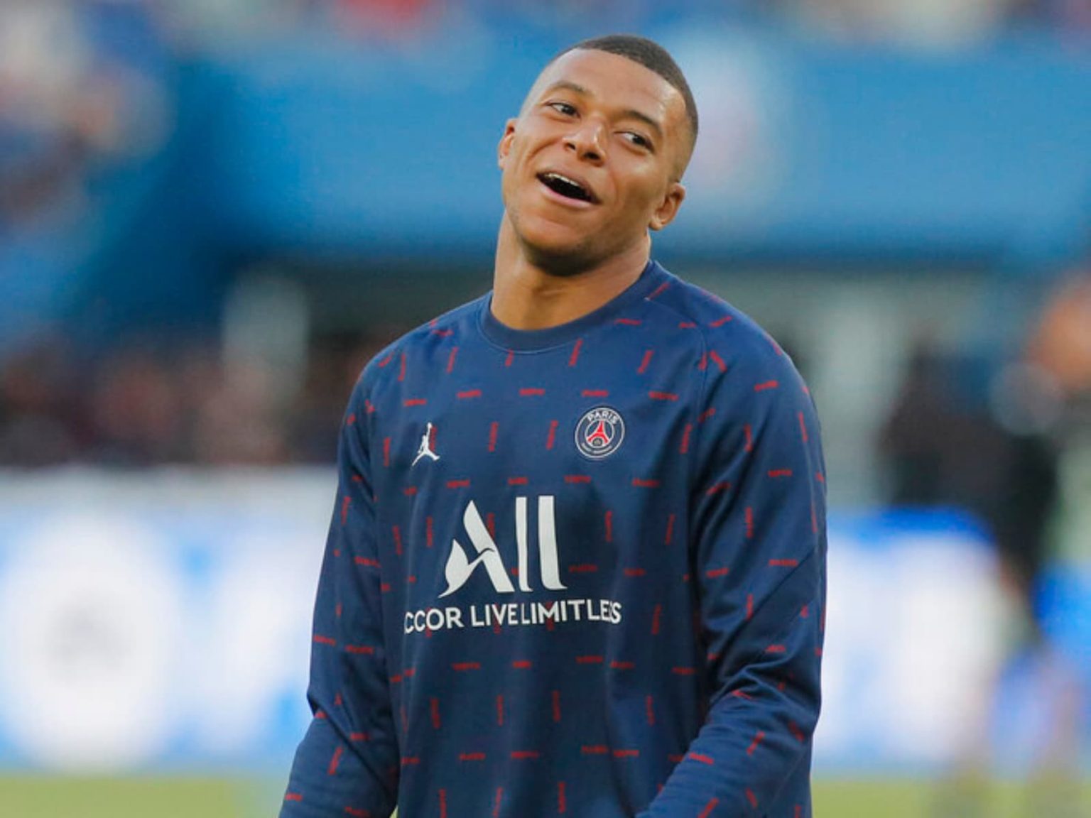 Kylian Mbappé is caught self-pleasuring in a dressing room