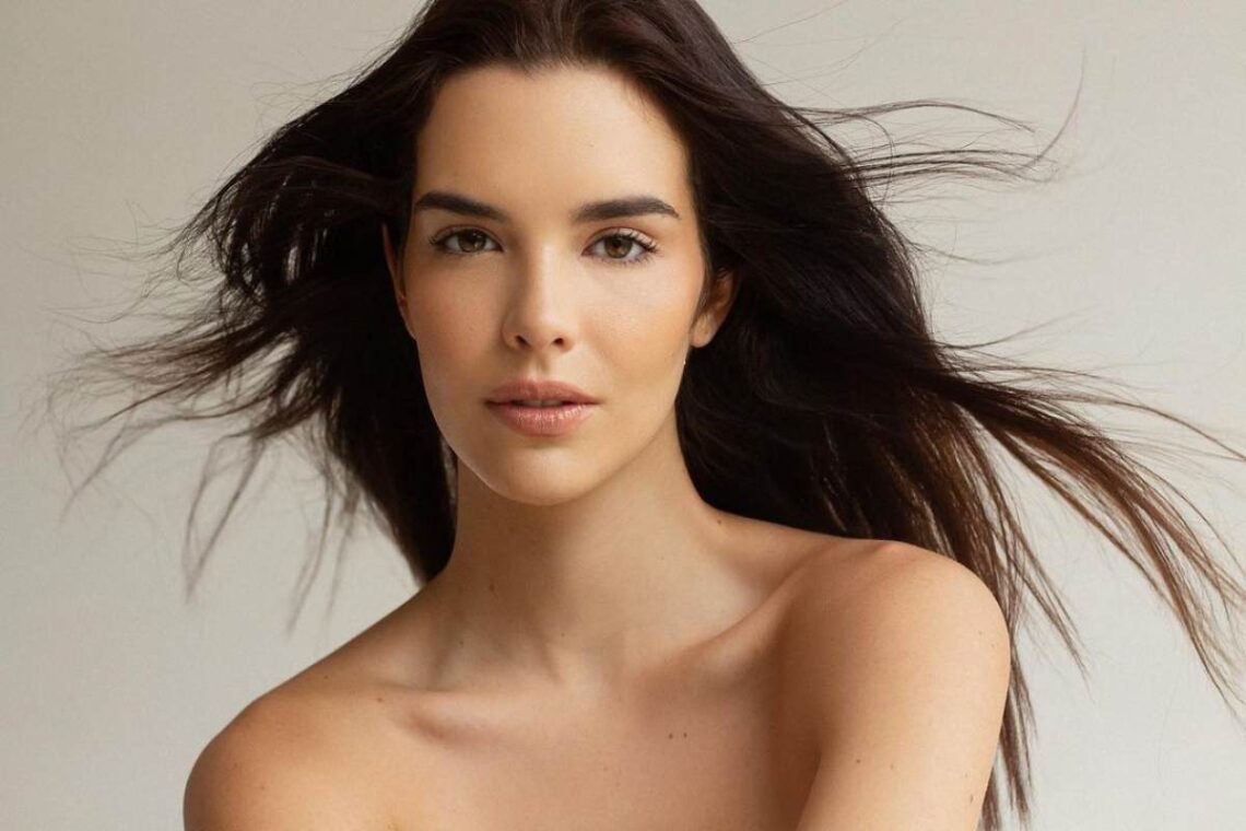 Miss Venezuela, Amanda Dudamel announces a baby is on the way