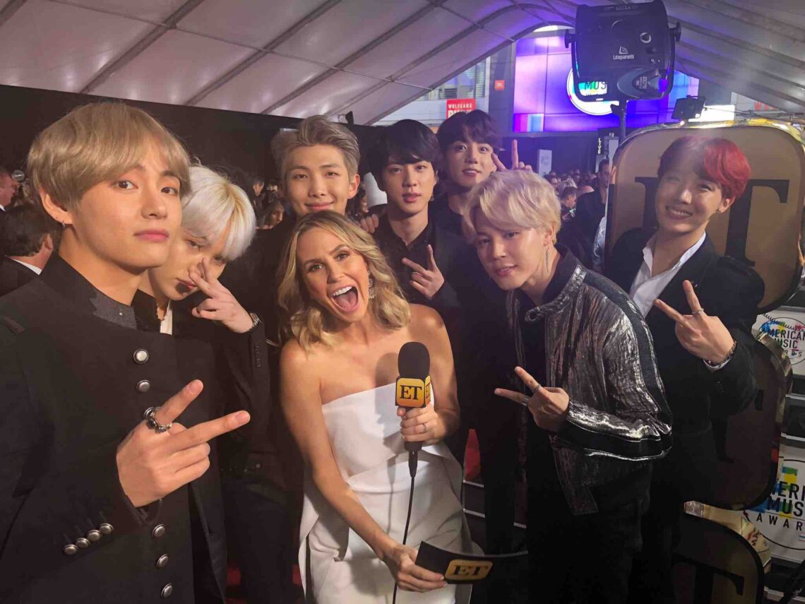 BTS sings with Shakira for the first time and drives the social media crazy