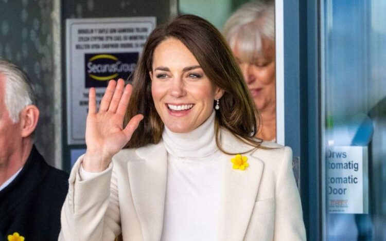 Kate Middleton has surprising encounter with fans and her attitude ...
