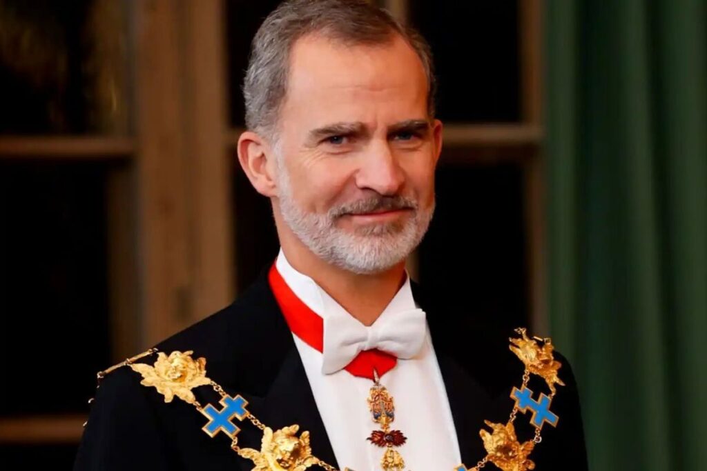 King Felipe VI went on vacation with his mother after his separation ...