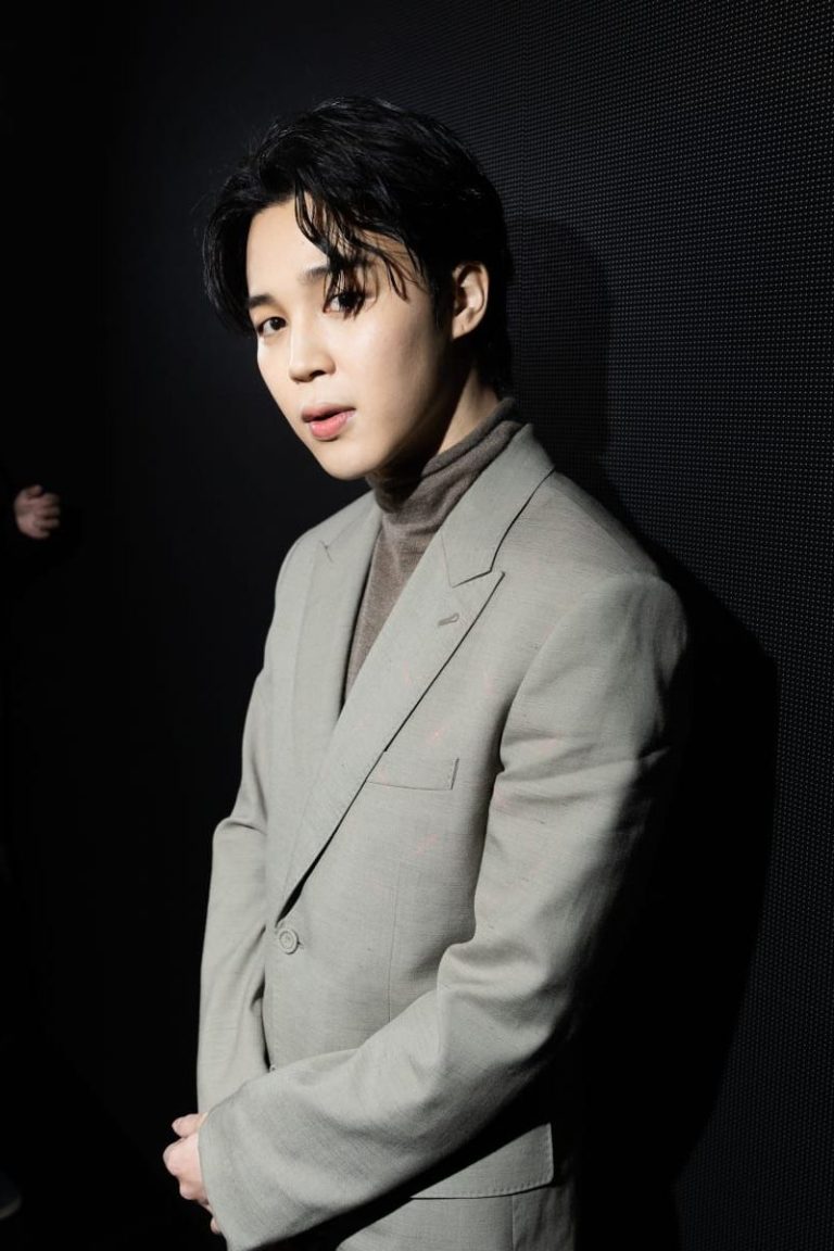 Jimin's makeup from BTS that you can use to look spectacular