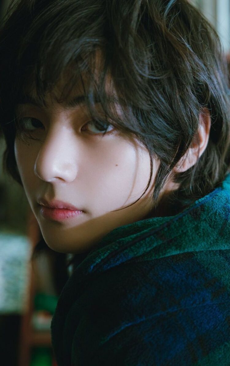 BTS' V has reached the top of this important Billboard chart for the ...