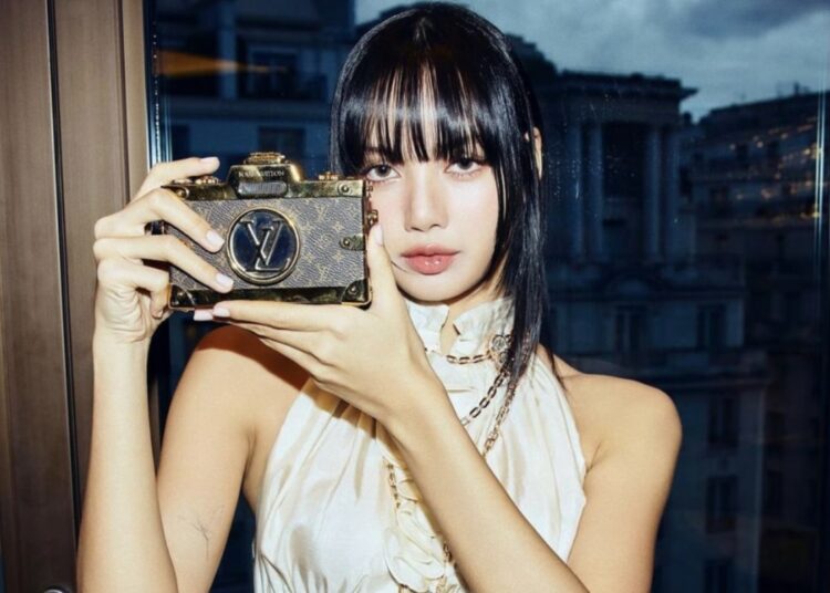 Is BLACKPINK’s Lisa a Louis Vuitton ambassador?