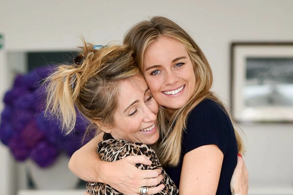 Prince Harry's ex-girlfriend Cressida Bonas honors her half-sister ...