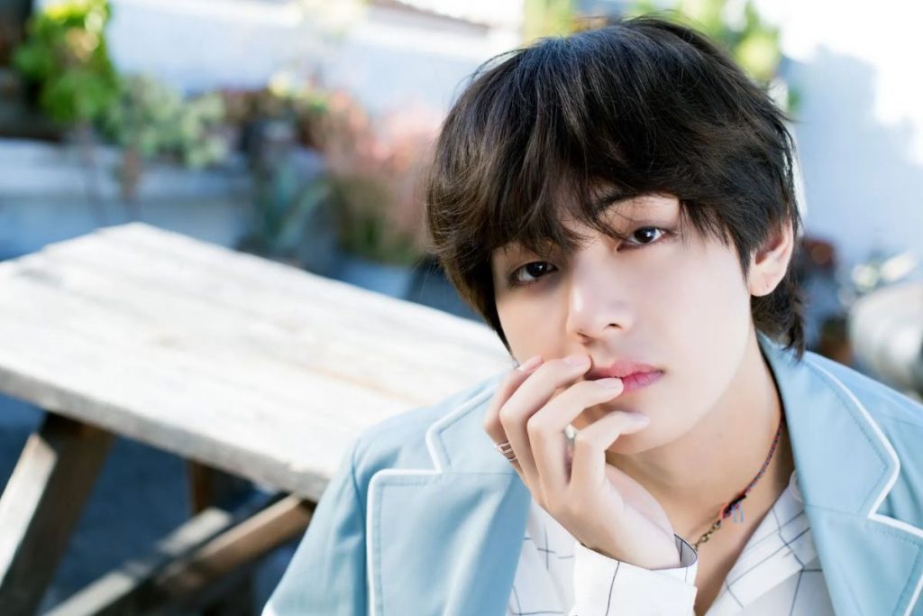 BTS’ V gives late New Year’s greetings to his fans