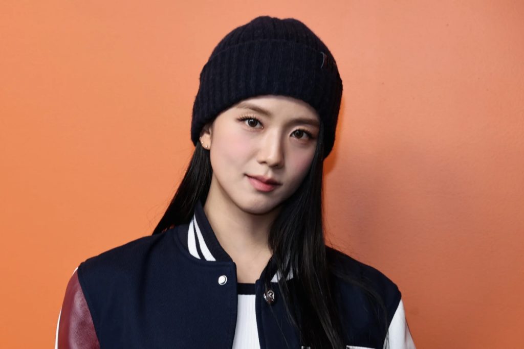 Stray Kids’ Felix surprises fans with a new stunning look