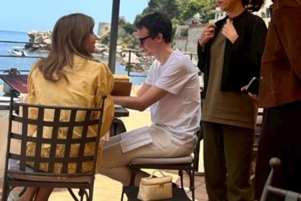 BLACKPINK's Lisa was spotted having an alleged date with Frédéric ...