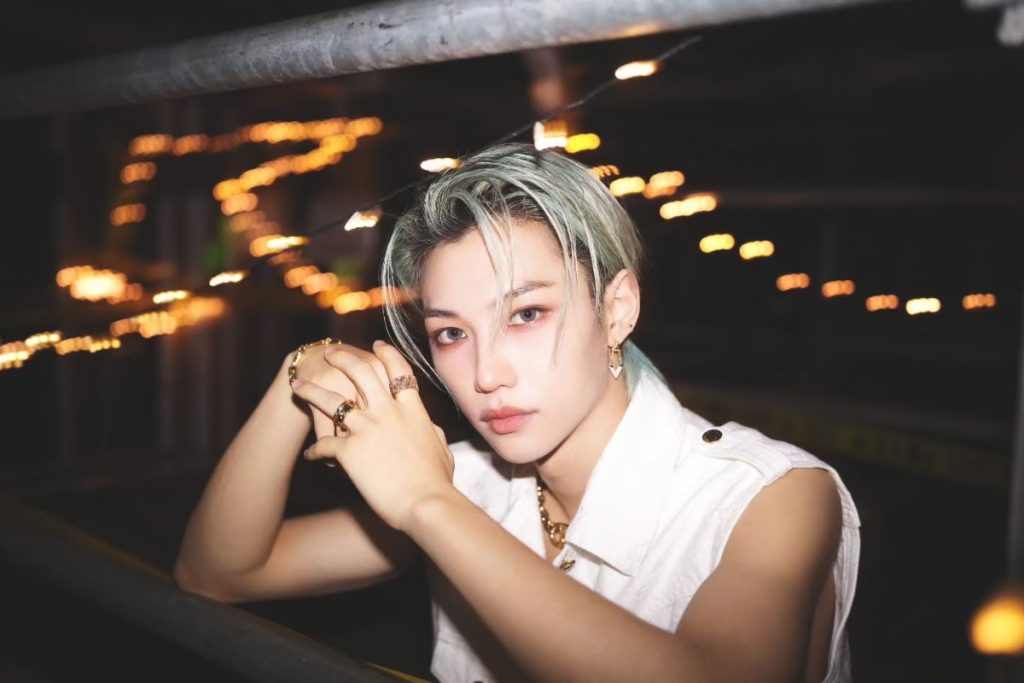 Stray Kids’ Felix surprises fans with a new stunning look