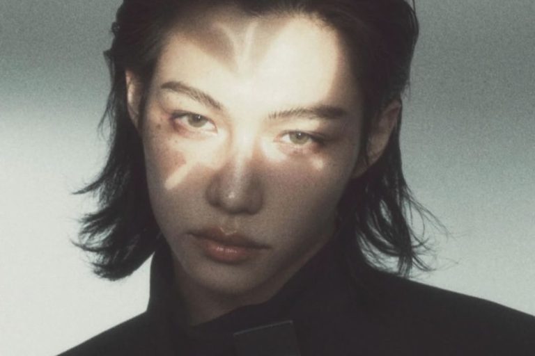 Stray Kids’ Felix surprises fans with a new stunning look
