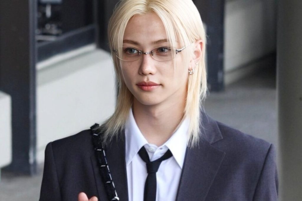 Stray Kids' Felix reveals the song that makes him emotional while ...