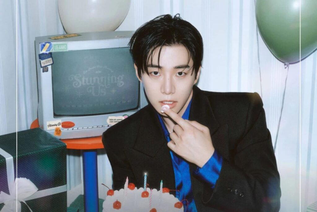 Junho announces a fan meeting to celebrate his birthday next year