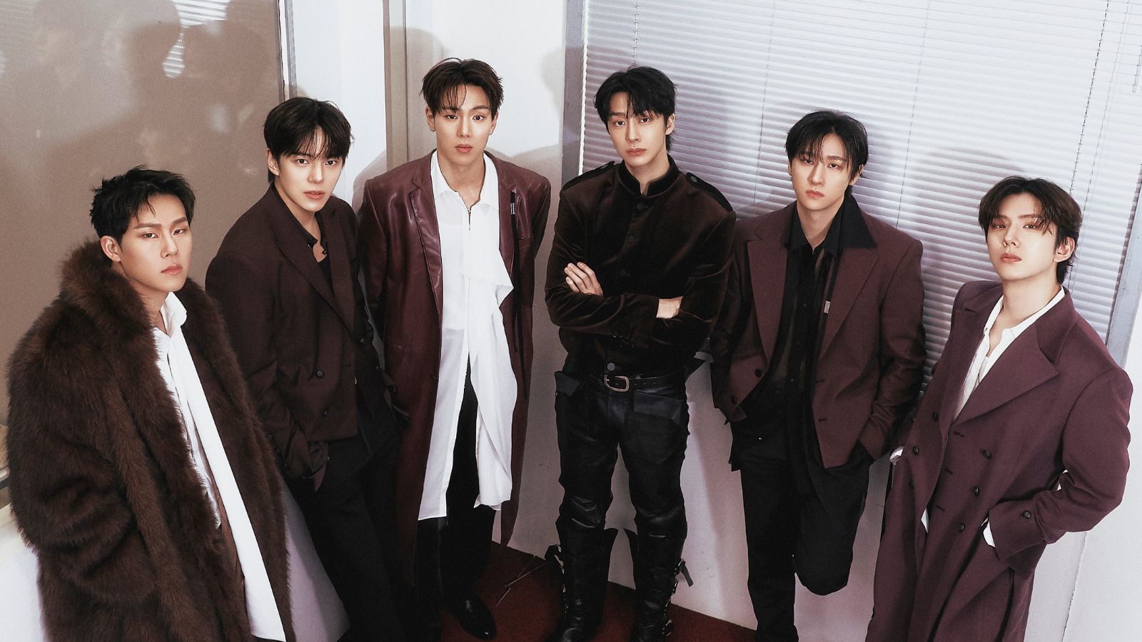 MONSTA X hits Mexico City with an amazing performance