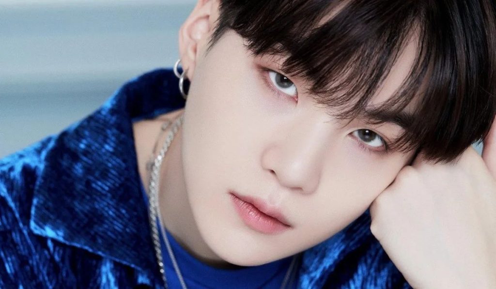Crecen los rumores de nueva musica en solitario de Suga de BTS ...