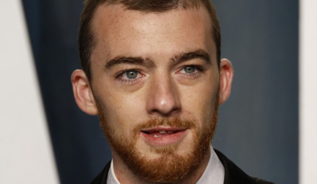 Actor de 'Euphoria' Angus Cloud buscado por la policía tras fugarse al ...