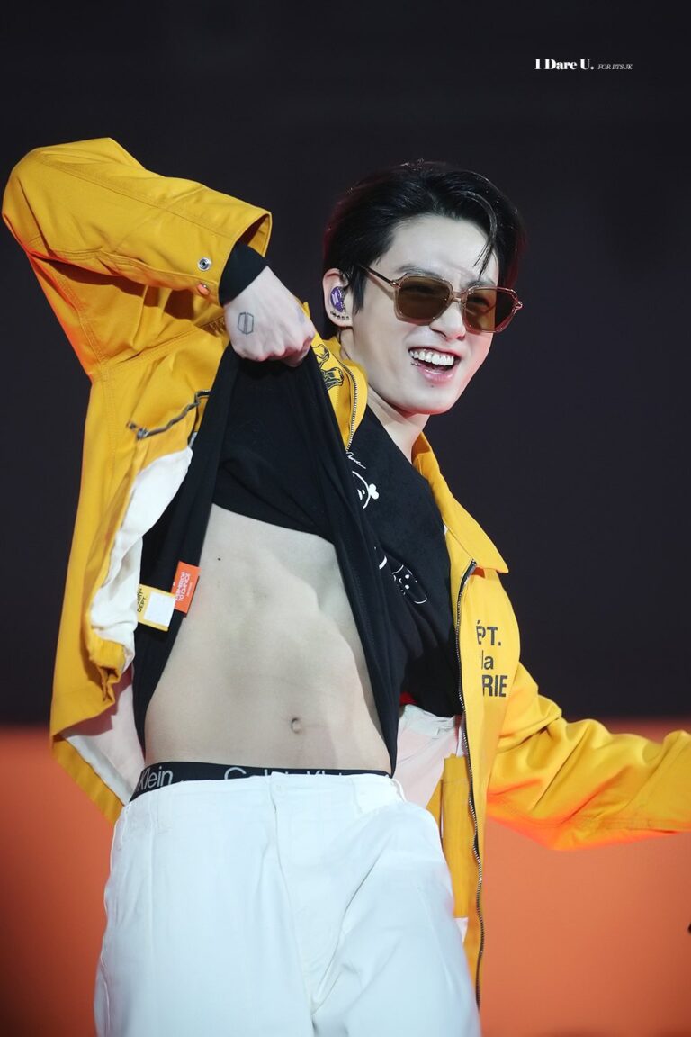 Las candentes fotos de Jungkook de BTS para su campaña con Calvin Klein