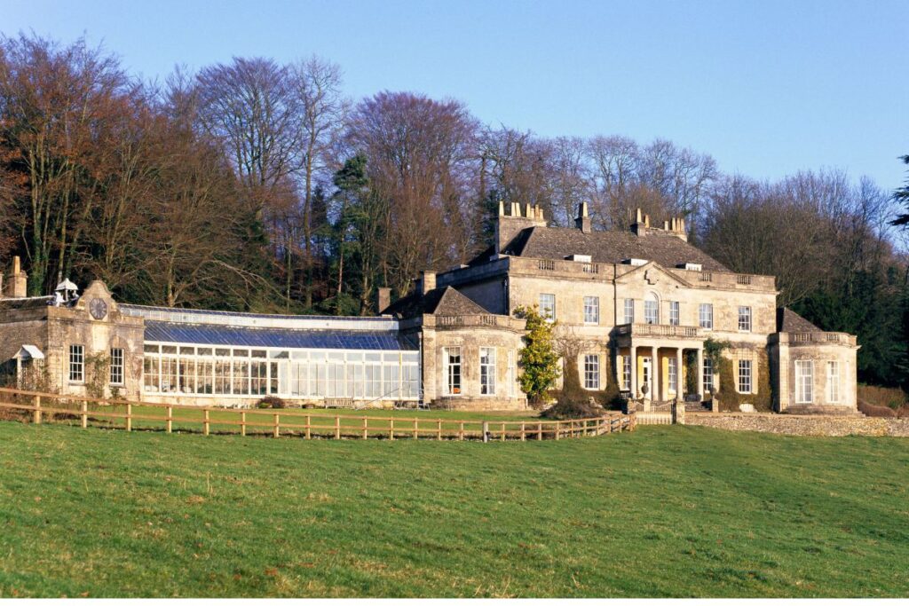 Detalles sobre la increíble mansión de la princesa Ana en donde vive ...