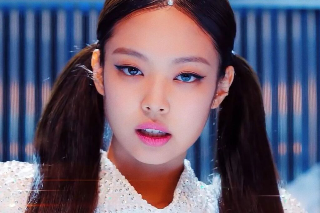 Jennie de BLACKPINK se convierte en la estrella de Cannes en su debut ...