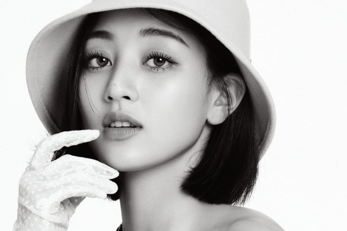 Jihyo de Twice presenta su primer álbum debut como solista