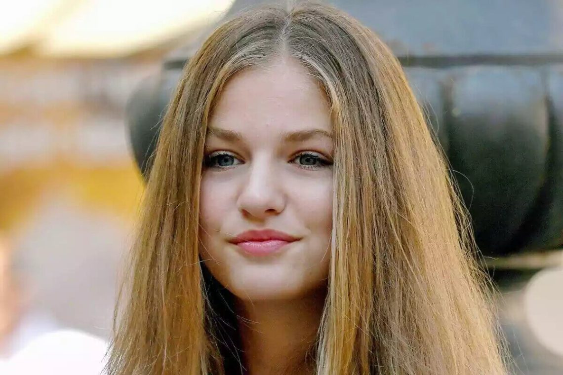 La princesa Leonor invitó a su novio a la casa real española