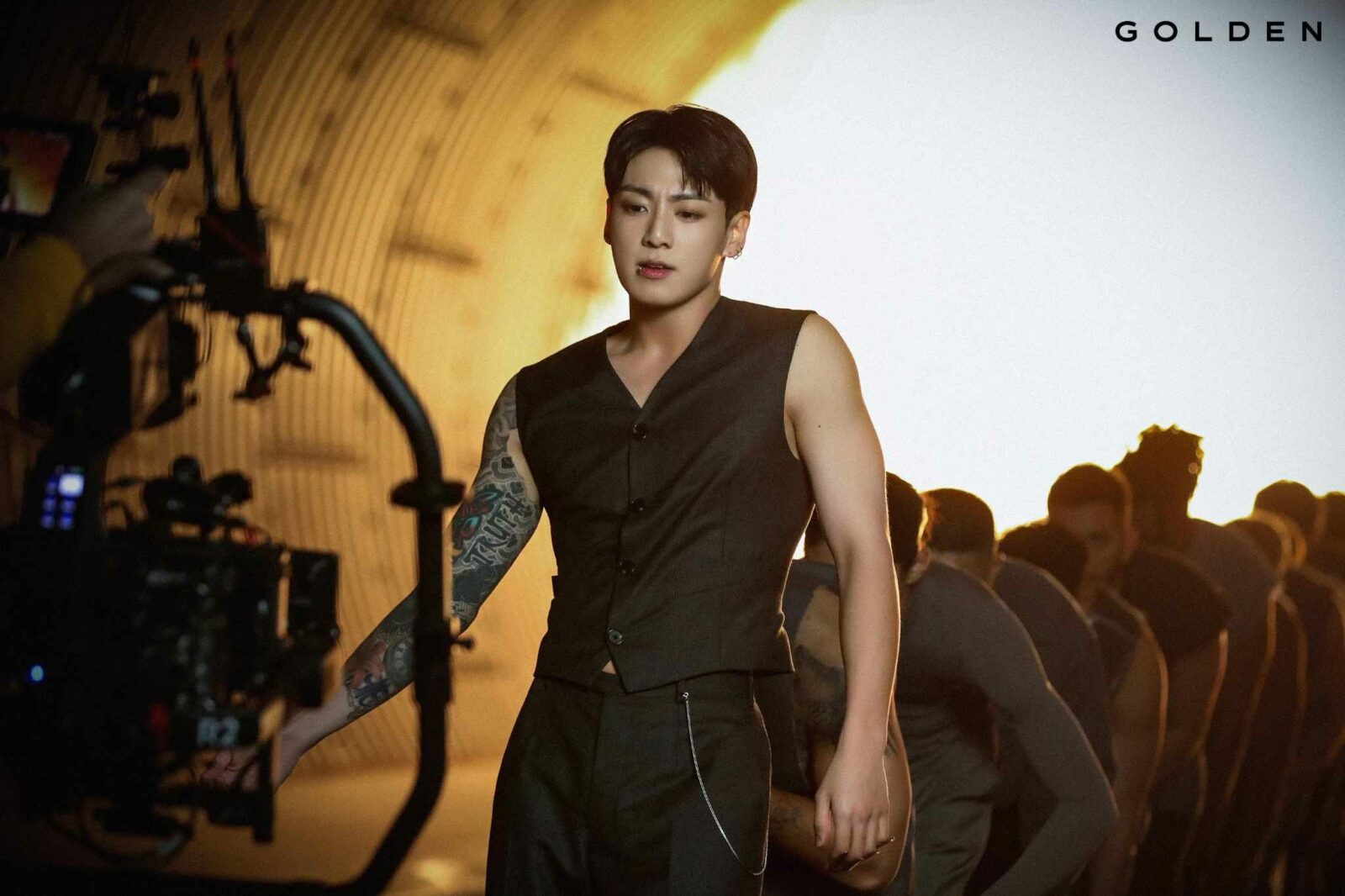 Jungkook de BTS envió su álbum 'GOLDEN' para competir en los Grammys 2025