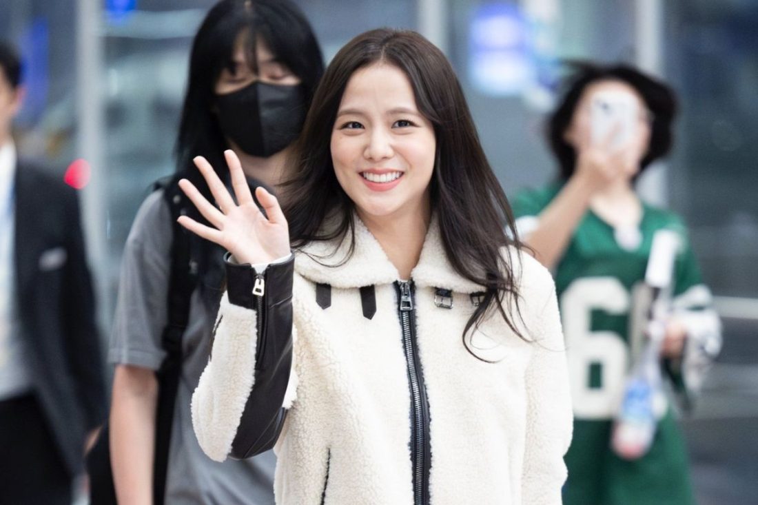 Jisoo de BLACKPINK y su coprotagonista llaman la atención por su ...